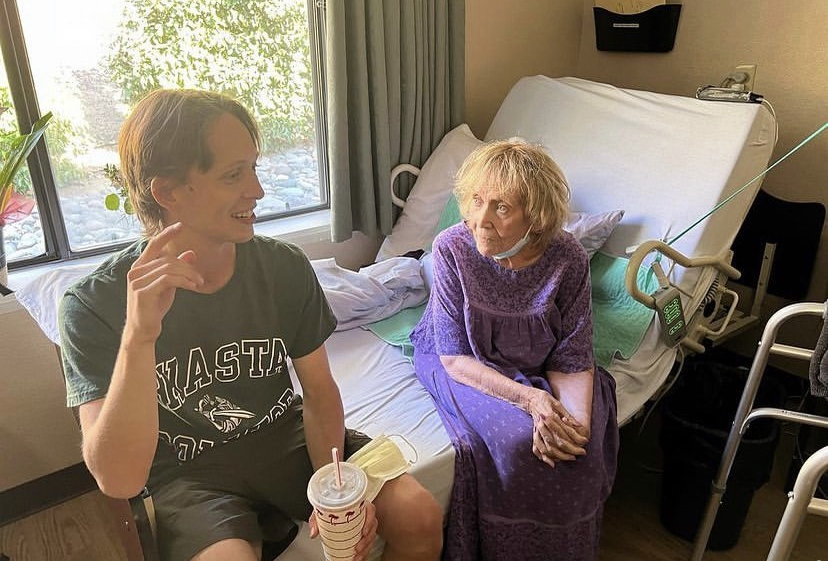 Find Pen Pals for Adults Online: Beat Loneliness and Build Lasting ...